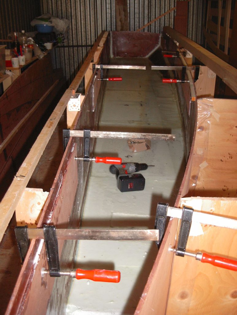 Costruzione di un catamarano da record con 10 10 CFS - Cecchi dalla ...